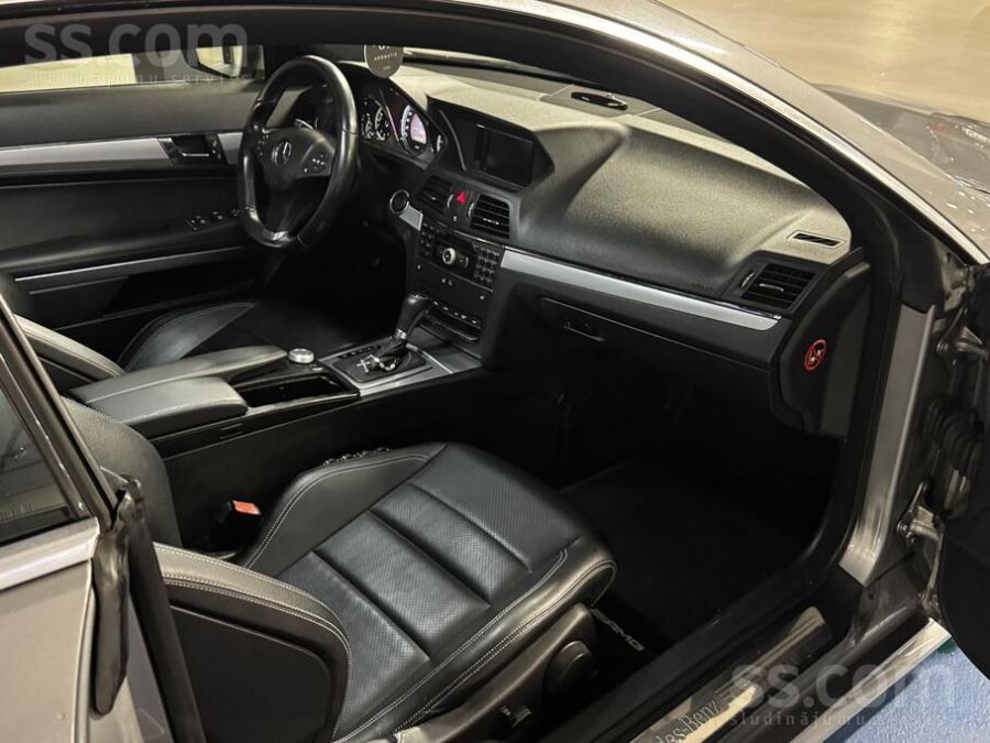 Grey Mercedes-Benz E 350 2009 in Riga, with an engine capacity of 3.00 L and mileage of 293 thousand km for 8700 €, photo 7 on AUTOMOTO.COM.LV