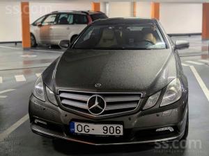 Серый Мерседес E 350 2009 в Рига, объемом двигателя 3.00 л и пробегом 360 тыс. км за 8999 €, фото 3 на AUTOMOTO.COM.LV