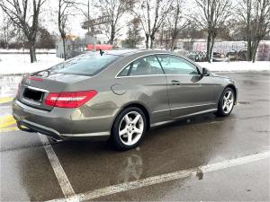 Pelēks Mercedes-Benz E 350 2010 Kauņa, ar dzinēja tilpumu 2.99 L un nobraukumu 247 tūkst. km par 8300 €, foto 5 vietnē AUTOMOTO.COM.LV