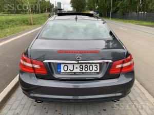 Grey Mercedes-Benz E 350 2010 in Riga, with an engine capacity of 3.00 L and mileage of 352 thousand km for 8500 €, photo 8 on AUTOMOTO.COM.LV