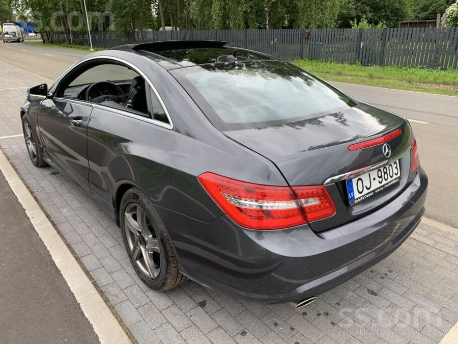 Grey Mercedes-Benz E 350 2010 in Riga, with an engine capacity of 3.00 L and mileage of 352 thousand km for 8500 €, photo 9 on AUTOMOTO.COM.LV
