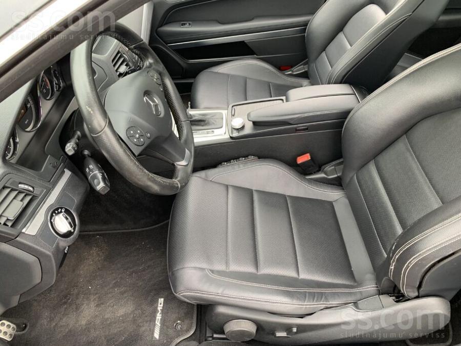 Grey Mercedes-Benz E 350 2010 in Riga, with an engine capacity of 3.00 L and mileage of 352 thousand km for 8500 €, photo 14 on AUTOMOTO.COM.LV