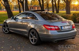 Grey Mercedes-Benz E 350 2010 in Jelgava, with an engine capacity of 3.00 L and mileage of 234 thousand km for 9550 €, photo 4 on AUTOMOTO.COM.LV
