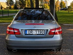 Grey Mercedes-Benz E 350 2010 in Jelgava, with an engine capacity of 3.00 L and mileage of 234 thousand km for 9550 €, photo 9 on AUTOMOTO.COM.LV