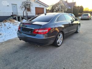 Pelēks Mercedes-Benz E 350 2013 Kauņa, ar dzinēja tilpumu 3.50 L un nobraukumu 185 tūkst. km par 9300 €, foto 4 vietnē AUTOMOTO.COM.LV