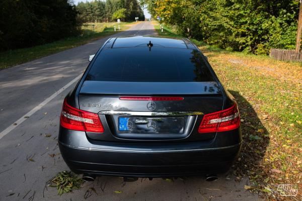 Grey Mercedes-Benz E 350 2013 in Kaunas, with an engine capacity of 3.50 L and mileage of 185 thousand km for 9300 €, photo 6 on AUTOMOTO.COM.LV