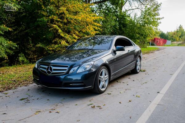 Grey Mercedes-Benz E 350 2013 in Kaunas, with an engine capacity of 3.50 L and mileage of 185 thousand km for 9300 €, photo 8 on AUTOMOTO.COM.LV