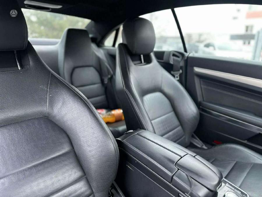 Grey Mercedes-Benz E 350 2014 in Vilkaviskis, with an engine capacity of 3.50 L and mileage of 170 thousand km for 5200 €, photo 16 on AUTOMOTO.COM.LV