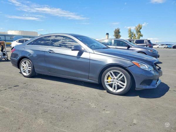 Pelēks Mercedes-Benz E 350 2014 Viļņa, ar dzinēja tilpumu 3.50 L un nobraukumu 206 tūkst. km par 4499 €, foto 2 vietnē AUTOMOTO.COM.LV