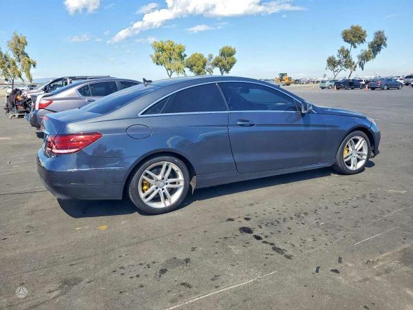 Pelēks Mercedes-Benz E 350 2014 Viļņa, ar dzinēja tilpumu 3.50 L un nobraukumu 206 tūkst. km par 4499 €, foto 3 vietnē AUTOMOTO.COM.LV