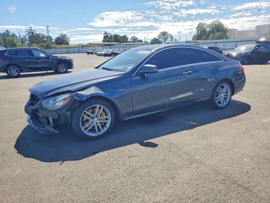 Grey Mercedes-Benz E 350 2014 in Vilnius, with an engine capacity of 3.50 L and mileage of 206 thousand km for 4499 €, photo 5 on AUTOMOTO.COM.LV