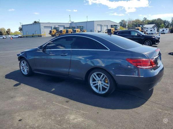 Pelēks Mercedes-Benz E 350 2014 Viļņa, ar dzinēja tilpumu 3.50 L un nobraukumu 206 tūkst. km par 4499 €, foto 5 vietnē AUTOMOTO.COM.LV