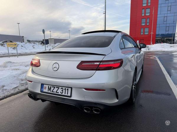 Pelēks Mercedes-Benz E 350 2021 Klaipėda, ar dzinēja tilpumu 3.50 L un nobraukumu 123 tūkst. km par 38000 €, foto 5 vietnē AUTOMOTO.COM.LV