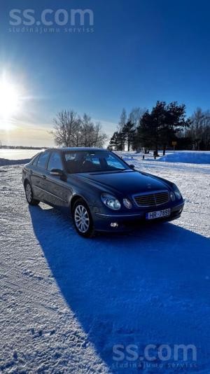 Grey Mercedes-Benz E 350 2005 in Ogre, with an engine capacity of 3.50 L and mileage of 133 thousand km for 5500 €, photo  on AUTOMOTO.COM.LV