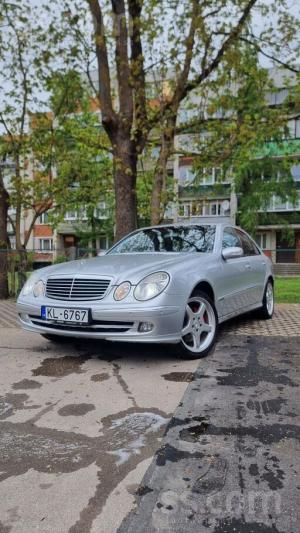 Pelēks Mercedes-Benz E 350 2005 Rīga, ar dzinēja tilpumu 3.50 L un nobraukumu 236 tūkst. km par 5200 €, foto  vietnē AUTOMOTO.COM.LV
