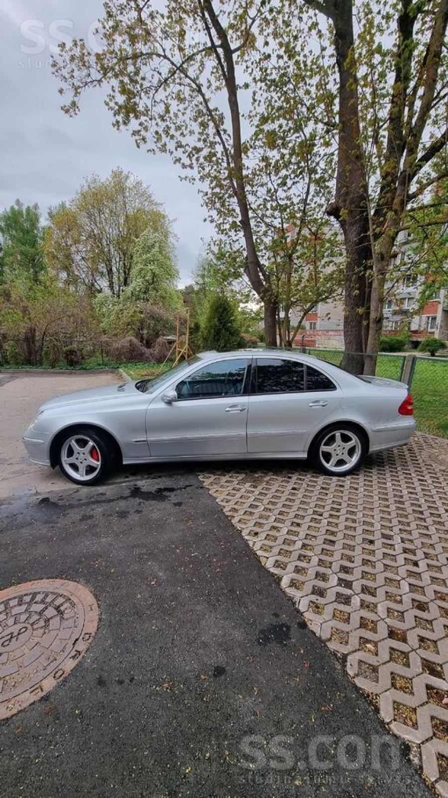 Pelēks Mercedes-Benz E 350 2005 Rīga, ar dzinēja tilpumu 3.50 L un nobraukumu 236 tūkst. km par 5200 €, foto 3 vietnē AUTOMOTO.COM.LV