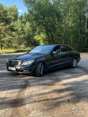 Grey Mercedes-Benz E 350 2009 in Elektrenai, with an engine capacity of 3.00 L and mileage of 289 thousand km for 7500 €, photo 5 on AUTOMOTO.COM.LV