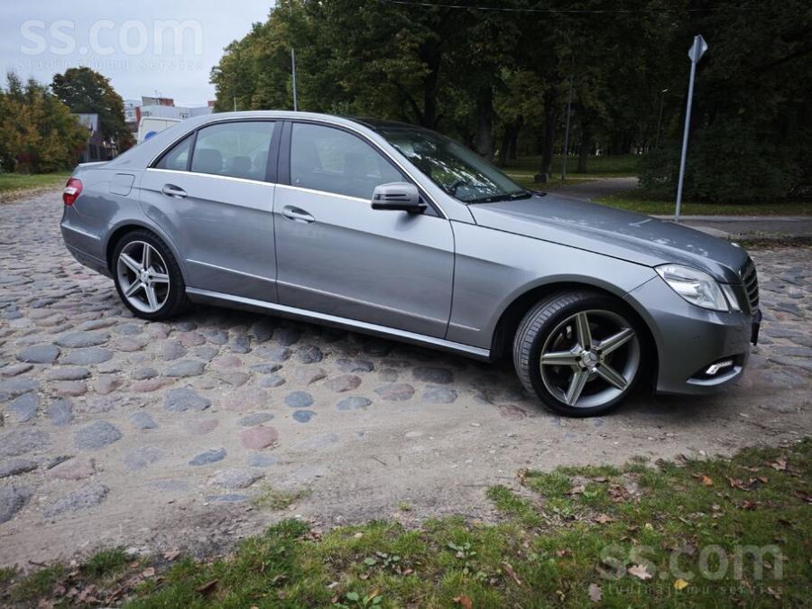 Grey Mercedes-Benz E 350 2009 in Riga, with an engine capacity of 3.50 L and mileage of 343 thousand km for 7900 €, photo 7 on AUTOMOTO.COM.LV