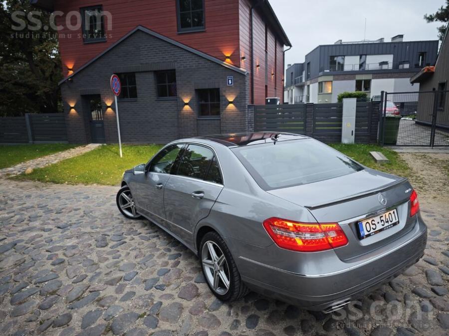 Grey Mercedes-Benz E 350 2009 in Riga, with an engine capacity of 3.50 L and mileage of 343 thousand km for 7900 €, photo 12 on AUTOMOTO.COM.LV