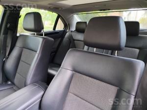 Grey Mercedes-Benz E 350 2009 in Riga, with an engine capacity of 3.50 L and mileage of 343 thousand km for 7900 €, photo 18 on AUTOMOTO.COM.LV