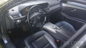 Pelēks Mercedes-Benz E 350 2010 Daugavpils, ar dzinēja tilpumu 3.00 L un nobraukumu 255 tūkst. km par 9150 €, foto 11 vietnē AUTOMOTO.COM.LV