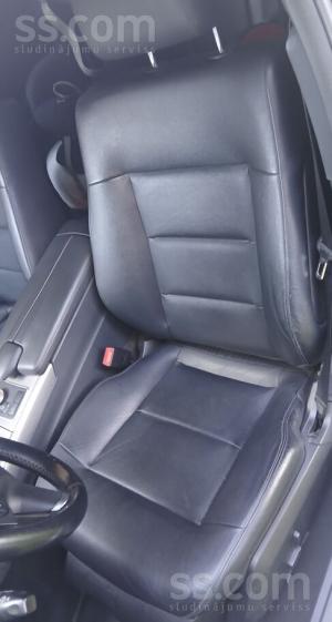 Pelēks Mercedes-Benz E 350 2010 Daugavpils, ar dzinēja tilpumu 3.00 L un nobraukumu 255 tūkst. km par 9150 €, foto 12 vietnē AUTOMOTO.COM.LV