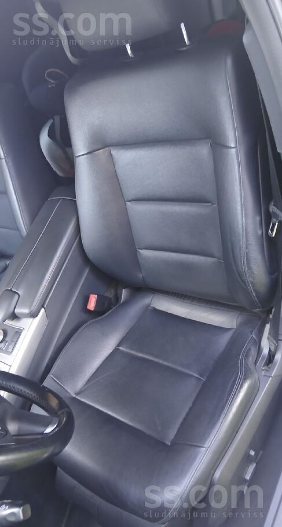 Pelēks Mercedes-Benz E 350 2010 Daugavpils, ar dzinēja tilpumu 3.00 L un nobraukumu 255 tūkst. km par 9150 €, foto 12 vietnē AUTOMOTO.COM.LV