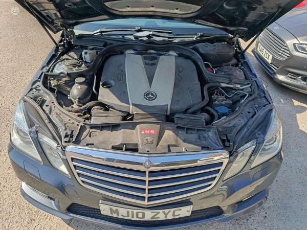 Pelēks Mercedes-Benz E 350 2010 Kauņa, ar dzinēja tilpumu 2.99 L un nobraukumu 173 tūkst. km par 4550 €, foto 9 vietnē AUTOMOTO.COM.LV