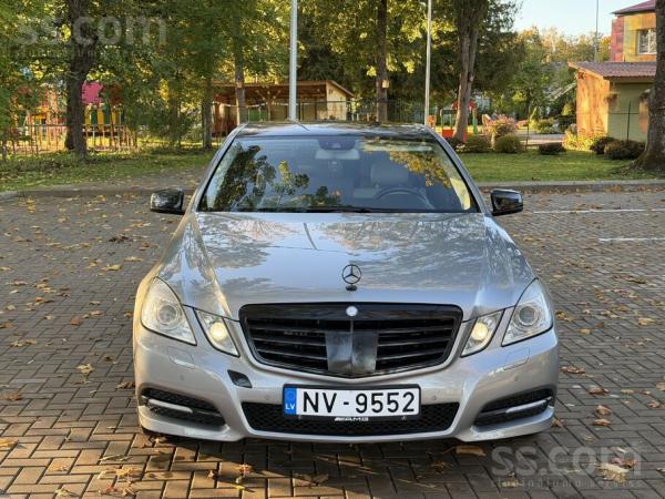 Pelēks Mercedes-Benz E 350 2010 Rēzekne, ar dzinēja tilpumu 3.00 L un nobraukumu 317 tūkst. km par 7500 €, foto 3 vietnē AUTOMOTO.COM.LV