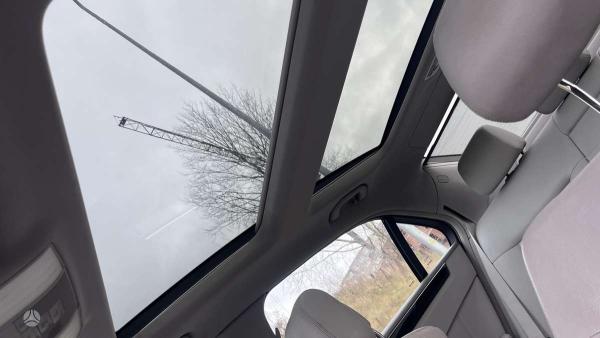 Pelēks Mercedes-Benz E 350 2010 Viļņa, ar dzinēja tilpumu 3.50 L un nobraukumu 390 tūkst. km par 6200 €, foto 5 vietnē AUTOMOTO.COM.LV