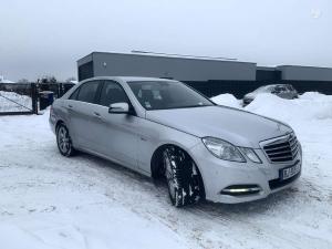 Pelēks Mercedes-Benz E 350 2011 Viļņa, ar dzinēja tilpumu 2.99 L un nobraukumu 277 tūkst. km par 7350 €, foto 4 vietnē AUTOMOTO.COM.LV
