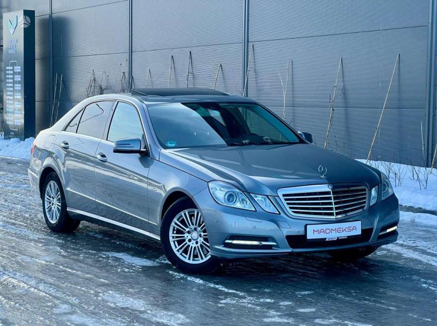 Pelēks Mercedes-Benz E 350 2011 Viļņa, ar dzinēja tilpumu 2.99 L un nobraukumu 288 tūkst. km par 8990 €, foto 1 vietnē AUTOMOTO.COM.LV