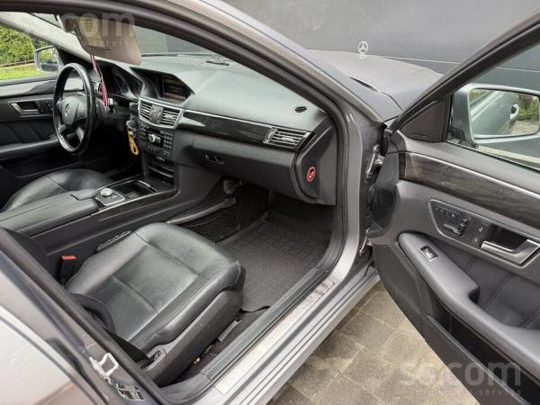 Pelēks Mercedes-Benz E 350 2011 Rīga, ar dzinēja tilpumu 3.00 L un nobraukumu 313 tūkst. km par 7759 €, foto 9 vietnē AUTOMOTO.COM.LV