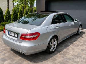 Серый Мерседес E 350 2011 в Рига, объемом двигателя 3.00 л и пробегом 313 тыс. км за 7759 €, фото 4 на AUTOMOTO.COM.LV