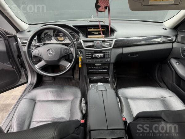 Grey Mercedes-Benz E 350 2011 in Riga, with an engine capacity of 3.00 L and mileage of 313 thousand km for 7759 €, photo 7 on AUTOMOTO.COM.LV