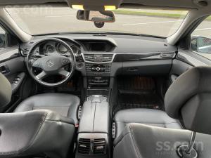 Grey Mercedes-Benz E 350 2011 in Riga, with an engine capacity of 3.00 L and mileage of 209 thousand km for 10800 €, photo 8 on AUTOMOTO.COM.LV