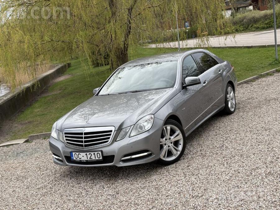 Pelēks Mercedes-Benz E 350 2012 Jūrmala, ar dzinēja tilpumu 3.00 L un nobraukumu 0 tūkst. km par 10550 €, foto 1 vietnē AUTOMOTO.COM.LV