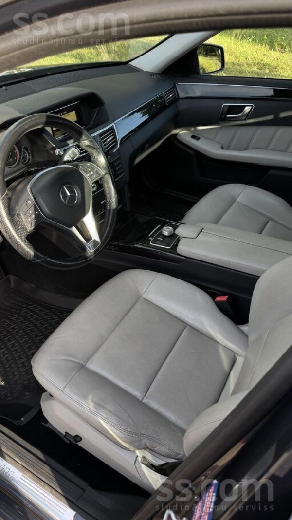 Pelēks Mercedes-Benz E 350 2012 Rīga, ar dzinēja tilpumu 3.00 L un nobraukumu 174 tūkst. km par 12800 €, foto 6 vietnē AUTOMOTO.COM.LV