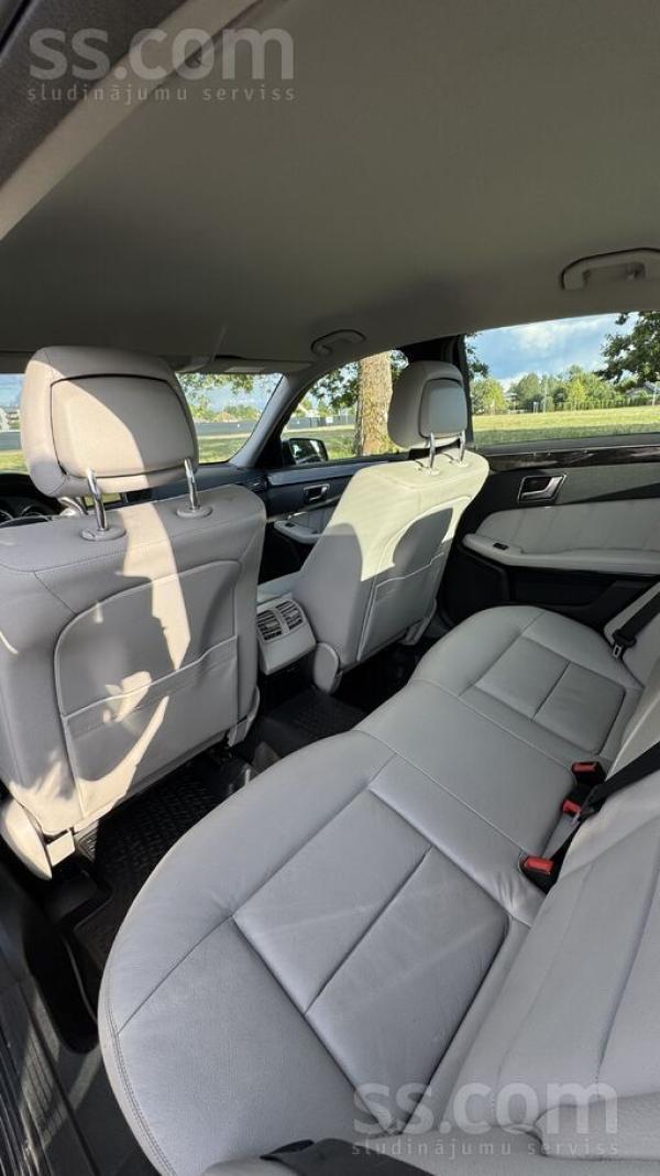 Pelēks Mercedes-Benz E 350 2012 Rīga, ar dzinēja tilpumu 3.00 L un nobraukumu 174 tūkst. km par 12800 €, foto 10 vietnē AUTOMOTO.COM.LV