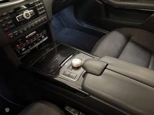 Pelēks Mercedes-Benz E 350 2012 Marijampole, ar dzinēja tilpumu 3.50 L un nobraukumu 270 tūkst. km par 10450 €, foto 8 vietnē AUTOMOTO.COM.LV