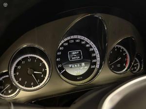 Pelēks Mercedes-Benz E 350 2012 Marijampole, ar dzinēja tilpumu 3.50 L un nobraukumu 270 tūkst. km par 10450 €, foto 11 vietnē AUTOMOTO.COM.LV