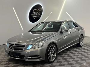 Pelēks Mercedes-Benz E 350 2012 Marijampole, ar dzinēja tilpumu 3.50 L un nobraukumu 270 tūkst. km par 10450 €, foto 17 vietnē AUTOMOTO.COM.LV