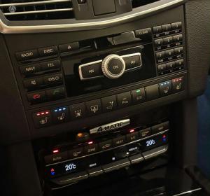 Pelēks Mercedes-Benz E 350 2012 Marijampole, ar dzinēja tilpumu 3.50 L un nobraukumu 270 tūkst. km par 10450 €, foto 32 vietnē AUTOMOTO.COM.LV