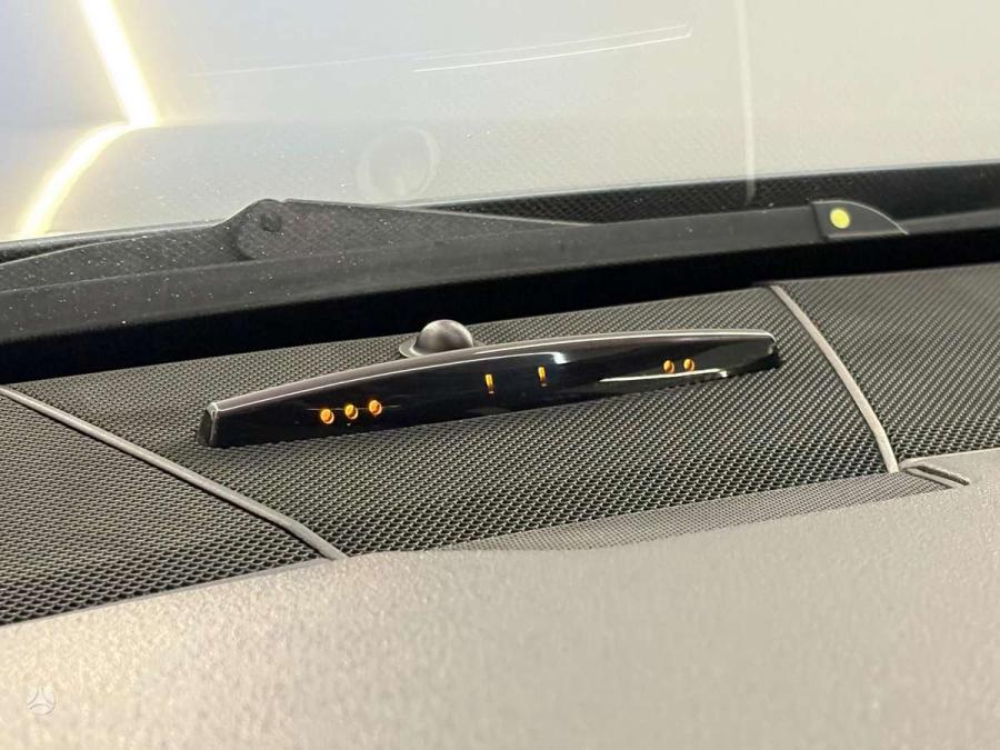 Pelēks Mercedes-Benz E 350 2012 Marijampole, ar dzinēja tilpumu 3.50 L un nobraukumu 270 tūkst. km par 10450 €, foto 33 vietnē AUTOMOTO.COM.LV