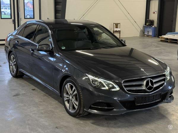Grey Mercedes-Benz E 350 2013 in Marijampole, with an engine capacity of 2.99 L and mileage of 287 thousand km for 12300 €, photo 9 on AUTOMOTO.COM.LV