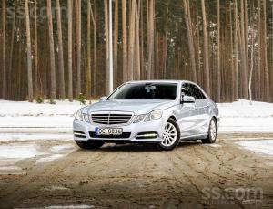 Pelēks Mercedes-Benz E 350 2013 Rīga, ar dzinēja tilpumu 3.00 L un nobraukumu 302 tūkst. km par 9192 €, foto  vietnē AUTOMOTO.COM.LV