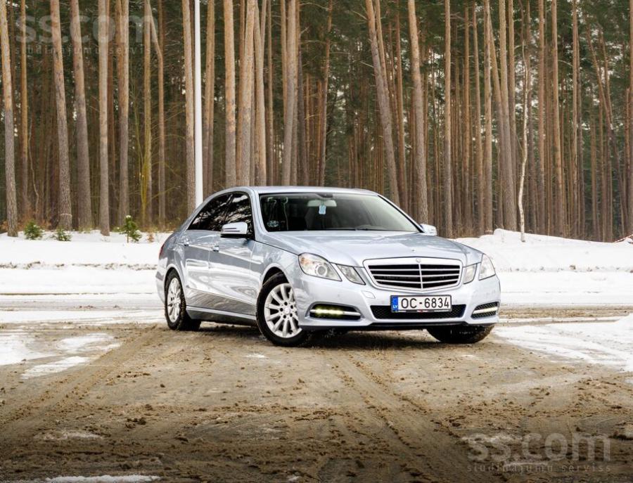 Pelēks Mercedes-Benz E 350 2013 Rīga, ar dzinēja tilpumu 3.00 L un nobraukumu 302 tūkst. km par 9192 €, foto 2 vietnē AUTOMOTO.COM.LV