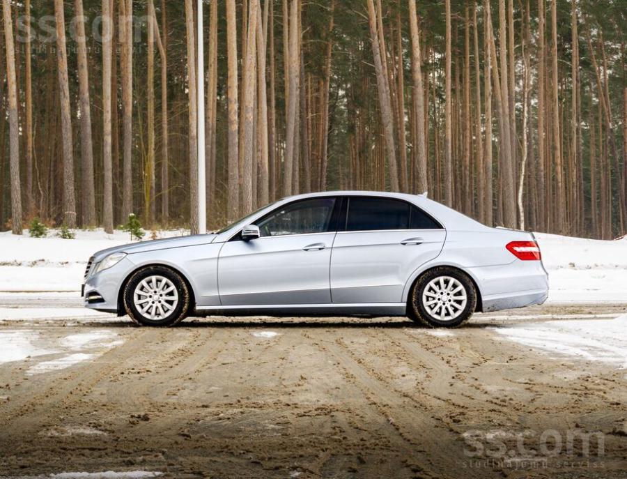 Pelēks Mercedes-Benz E 350 2013 Rīga, ar dzinēja tilpumu 3.00 L un nobraukumu 302 tūkst. km par 9192 €, foto 4 vietnē AUTOMOTO.COM.LV