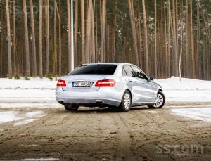 Pelēks Mercedes-Benz E 350 2013 Rīga, ar dzinēja tilpumu 3.00 L un nobraukumu 302 tūkst. km par 9192 €, foto 5 vietnē AUTOMOTO.COM.LV