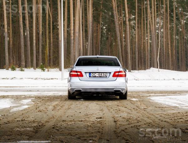 Pelēks Mercedes-Benz E 350 2013 Rīga, ar dzinēja tilpumu 3.00 L un nobraukumu 302 tūkst. km par 9192 €, foto 6 vietnē AUTOMOTO.COM.LV